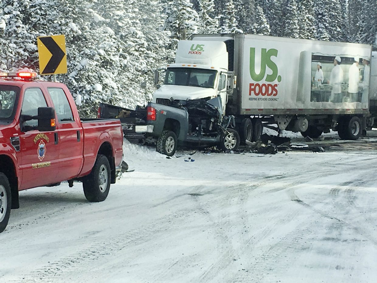 Rabbit Ears Pass reopened following crash | CraigDailyPress.com