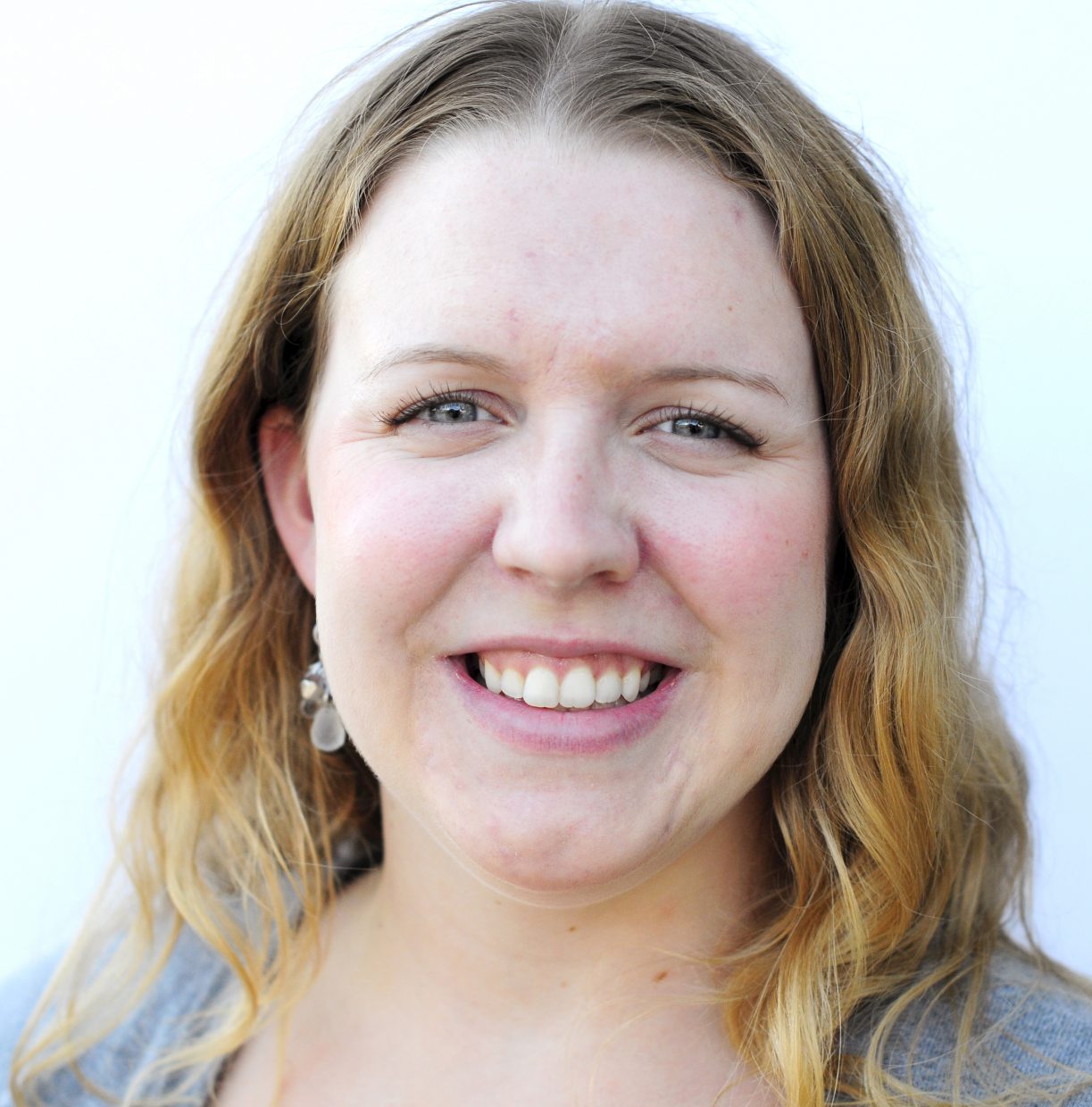 Business Buzz: New government/energy reporter starts at the Craig Daily ...