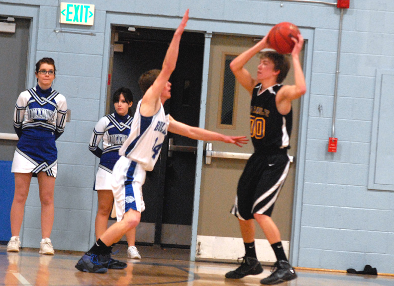 Longhorns rush past MCHS Bulldogs | CraigDailyPress.com