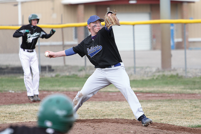 4 home runs propel MCHS baseball to split with WSL leader ...