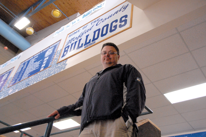 Jeff Simon named athletic director for the Moffat County School ...