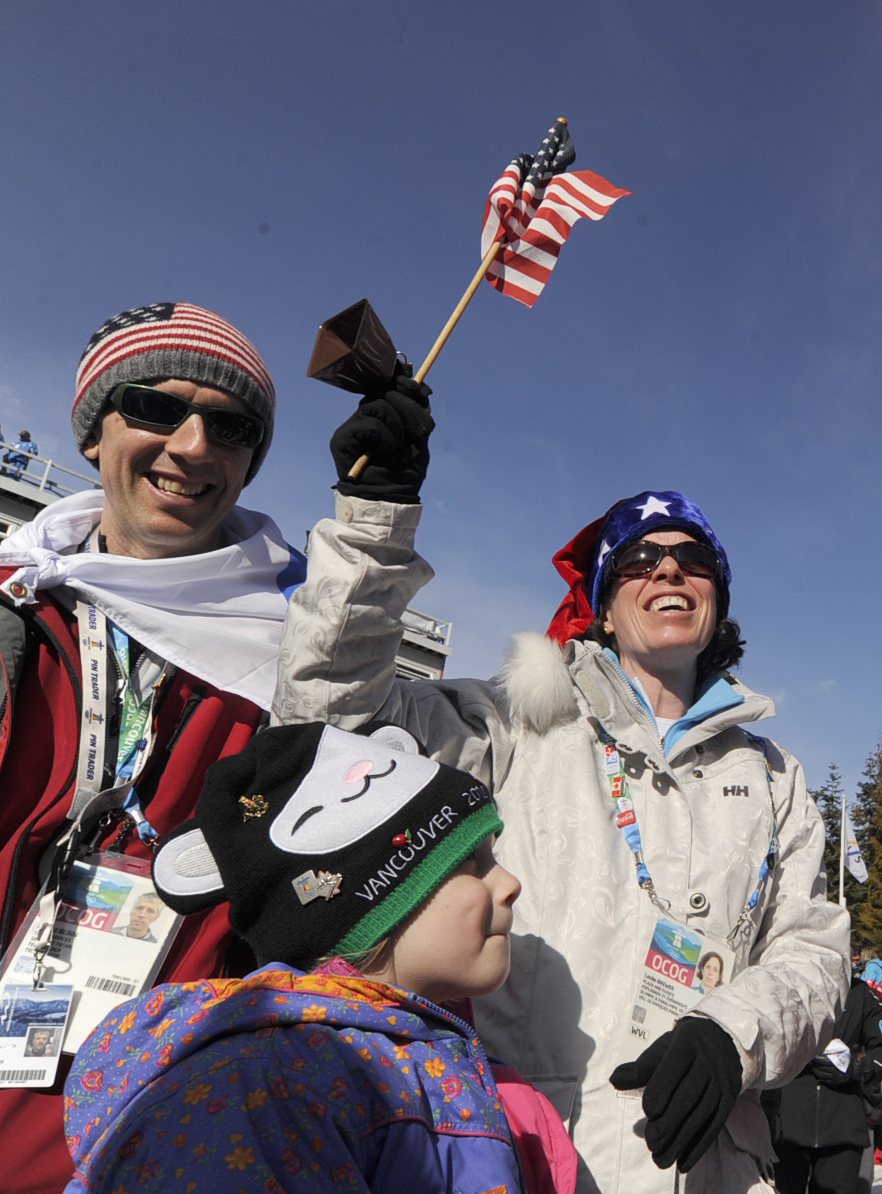 Fans capture Olympic experience at downhill race | CraigDailyPress.com