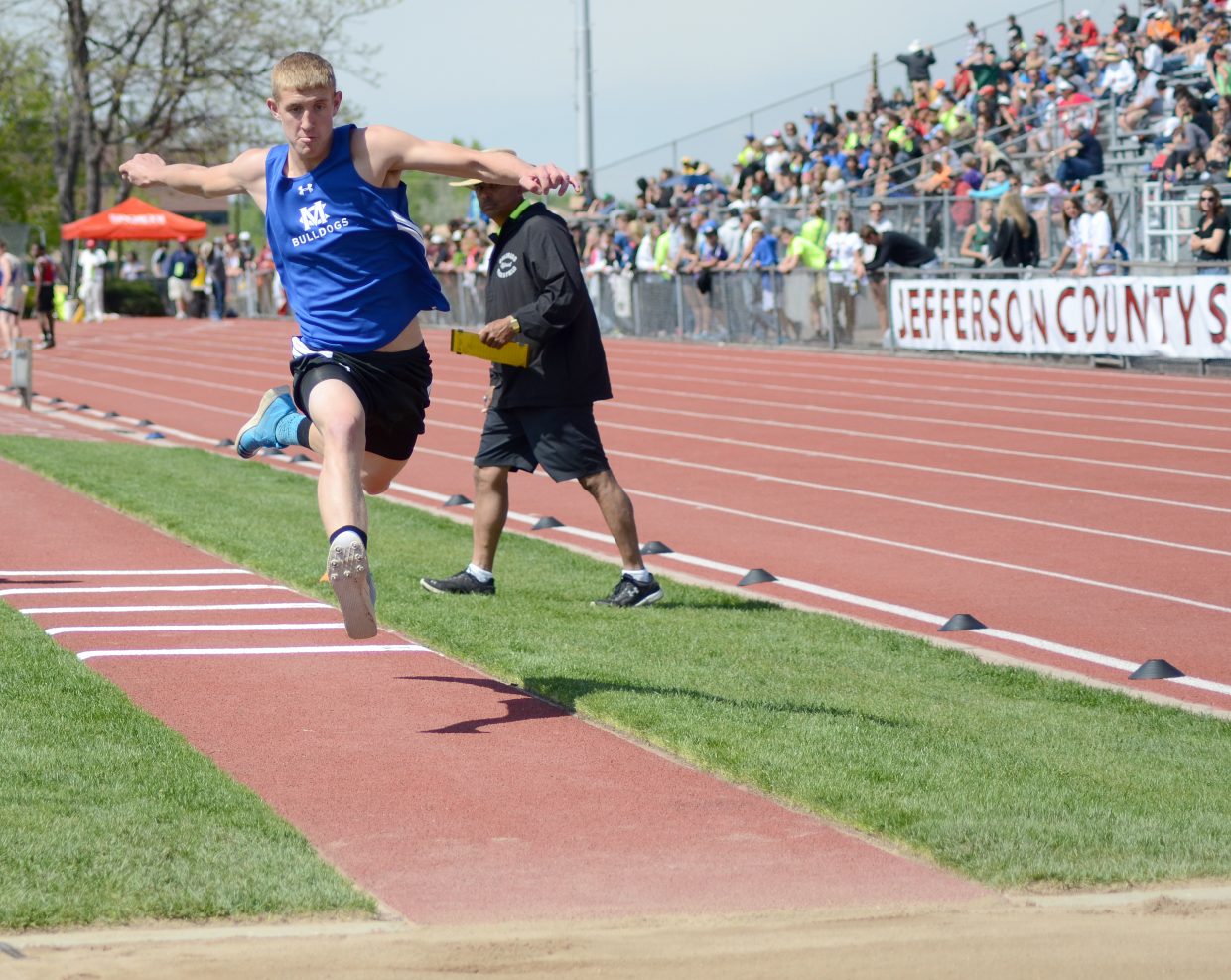 State track Day 1: May 15, 2014 | CraigDailyPress.com