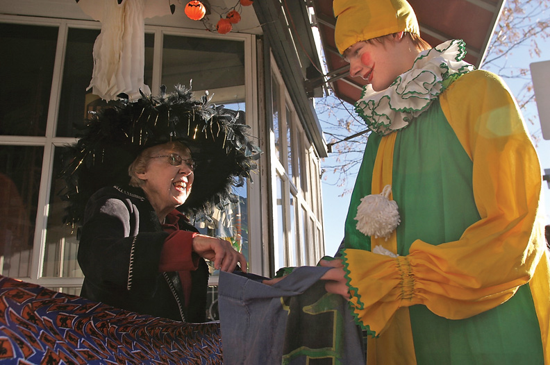Community turns out for downtown Halloween event | CraigDailyPress.com