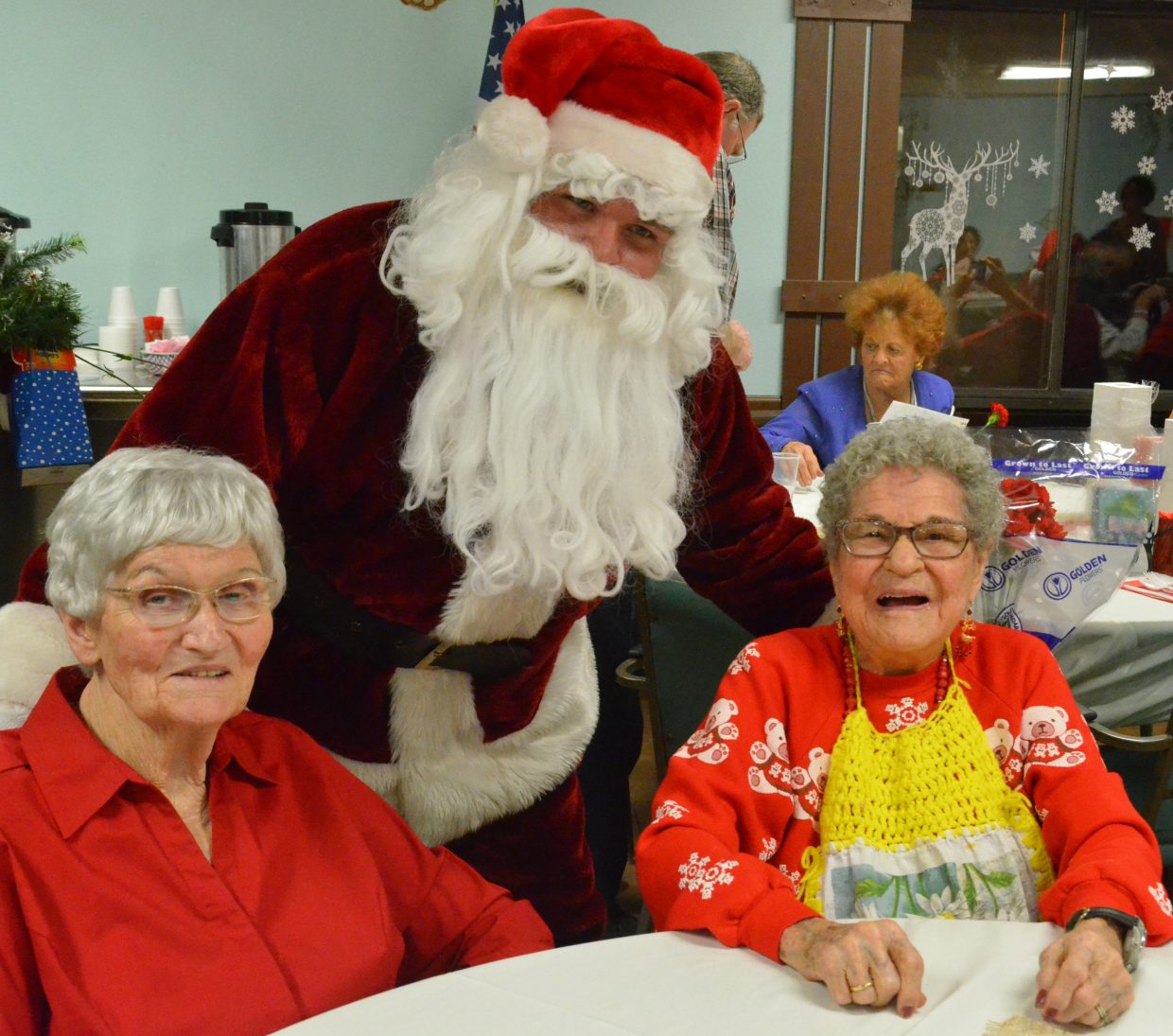 Gallery: Craig Kiwanis Club, Santa visit seniors | CraigDailyPress.com