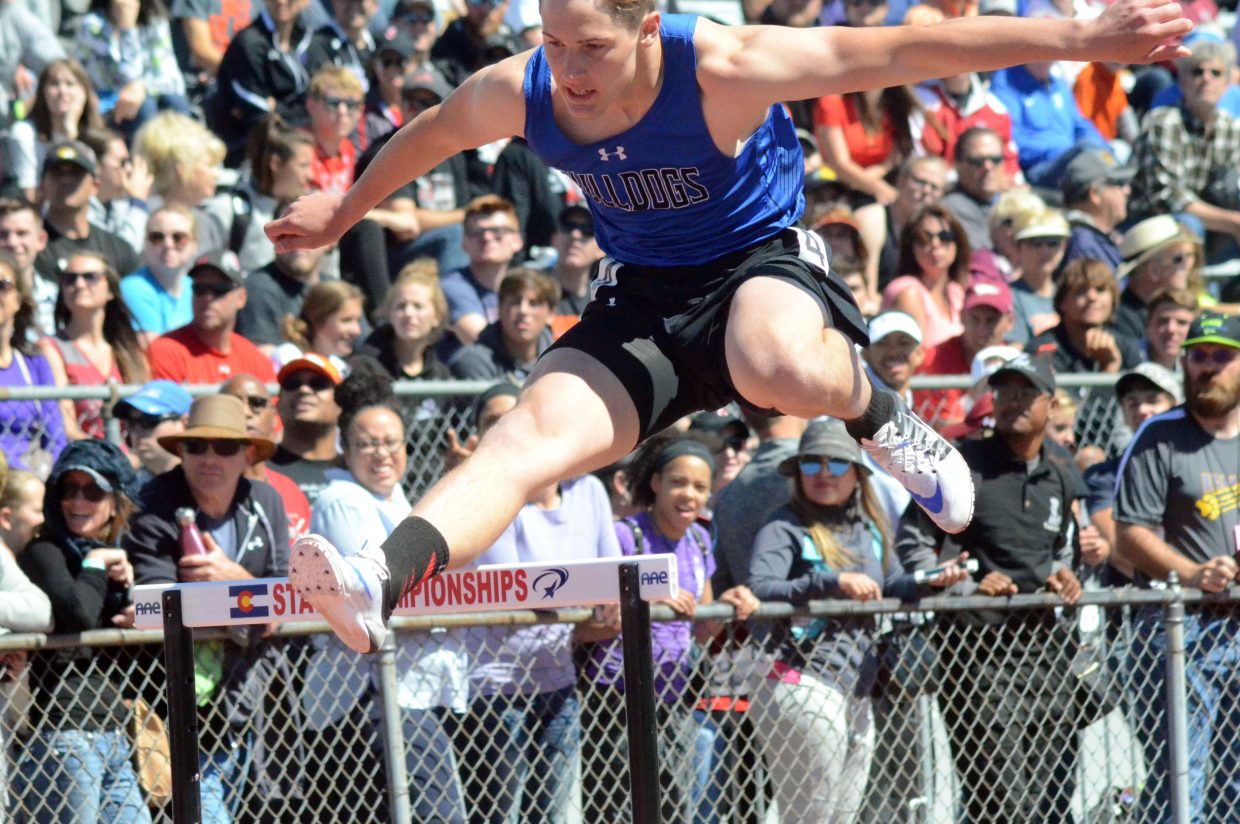 Moffat County track takes silver in hurdles, 400 dash at Mickey Dunn ...