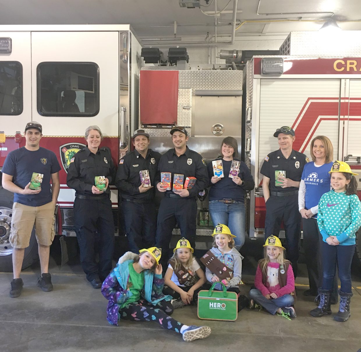 Hometown heroes receive Girl Scout cookies from Craig troop ...