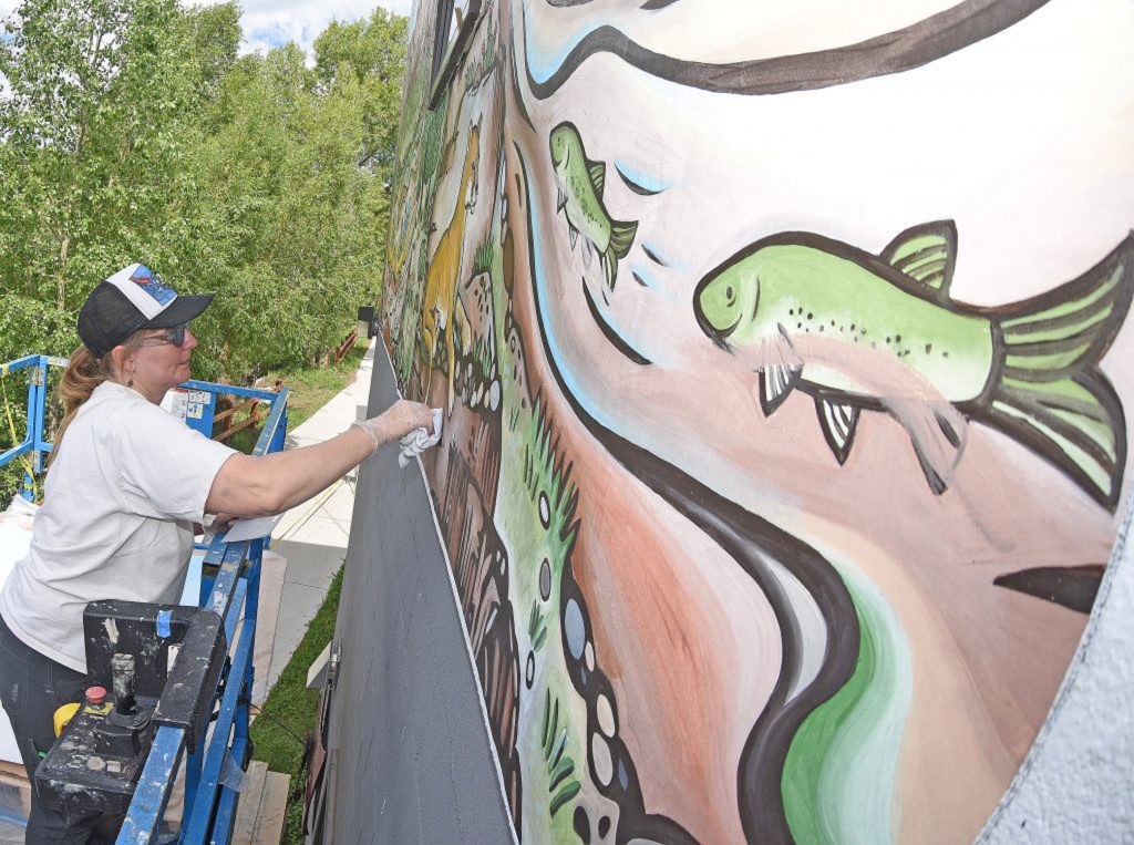 Paint with the flow: New 70-foot mural celebrates Yampa River ...