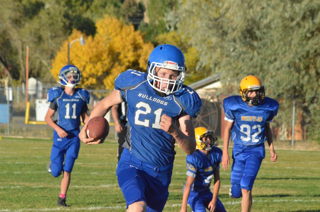 Seasons fly by for Craig Middle School football, volleyball ...