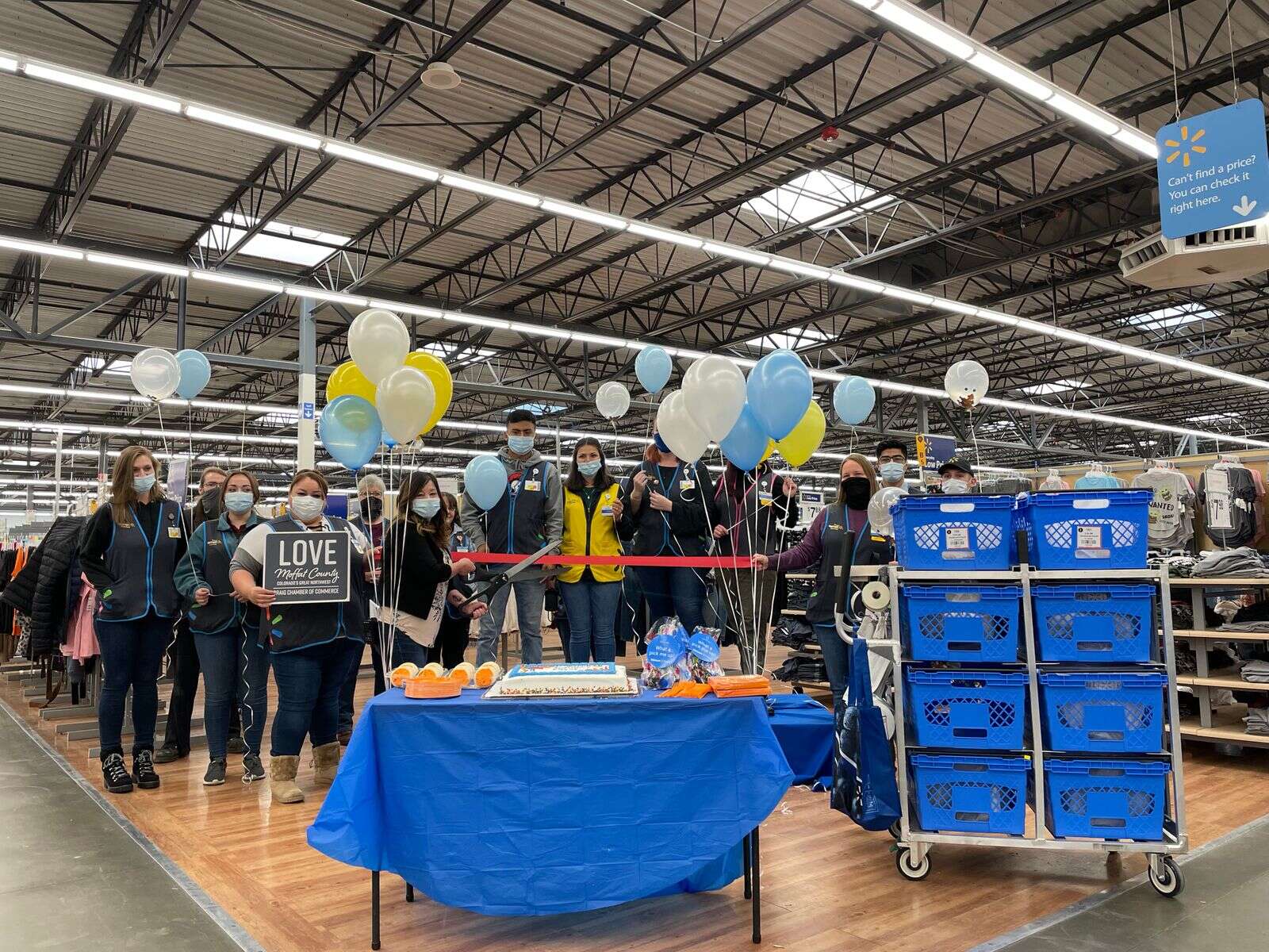 Craig Walmart opens grocery pick-up service | CraigDailyPress.com