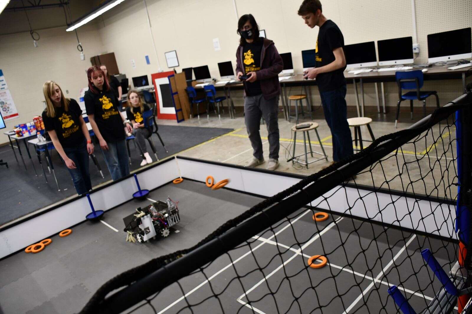 Craig Middle School robotics team wheeling its way toward state ...