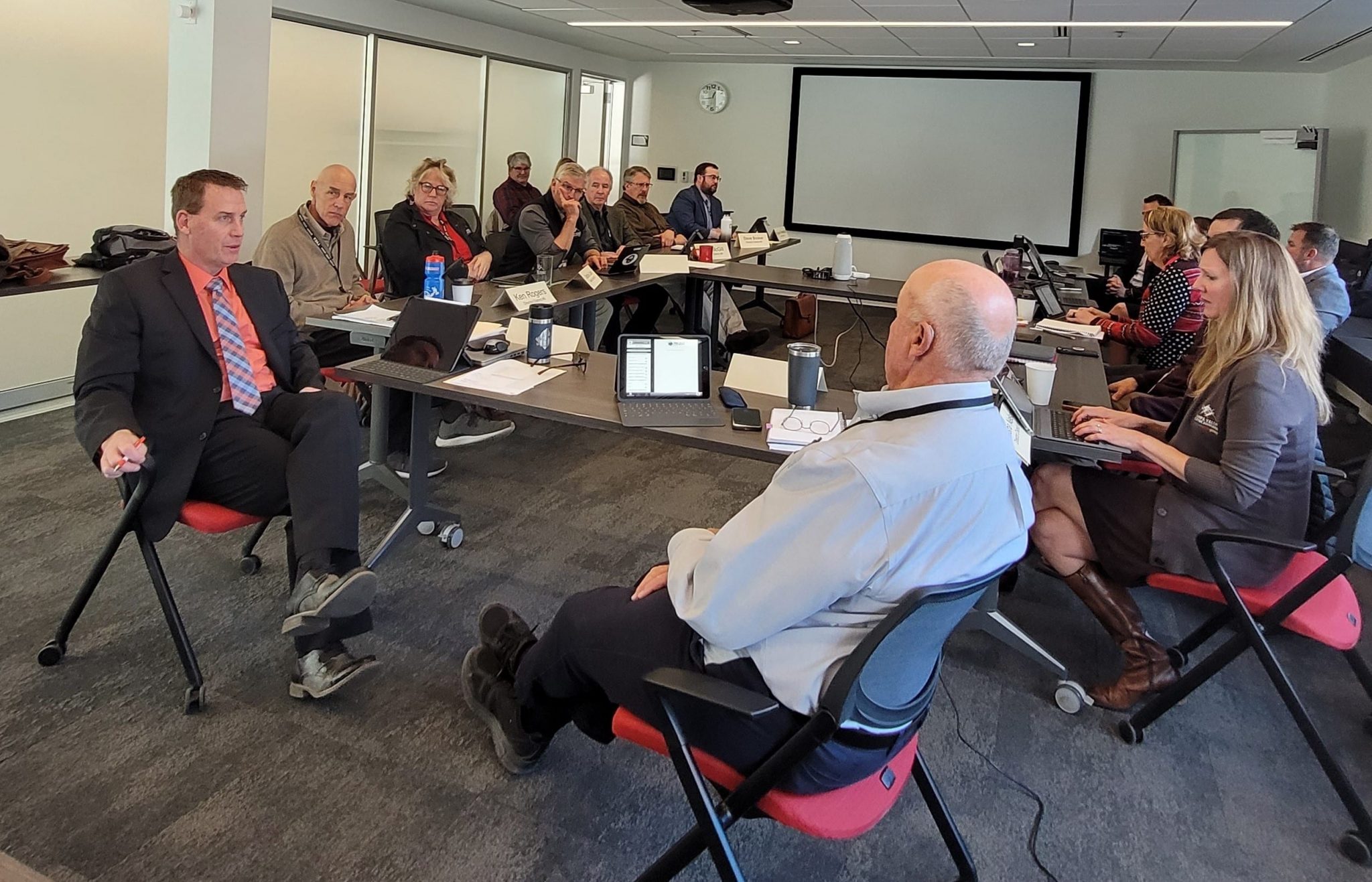 YVEA board votes to reduce renewable energy connection sizes per meter ...