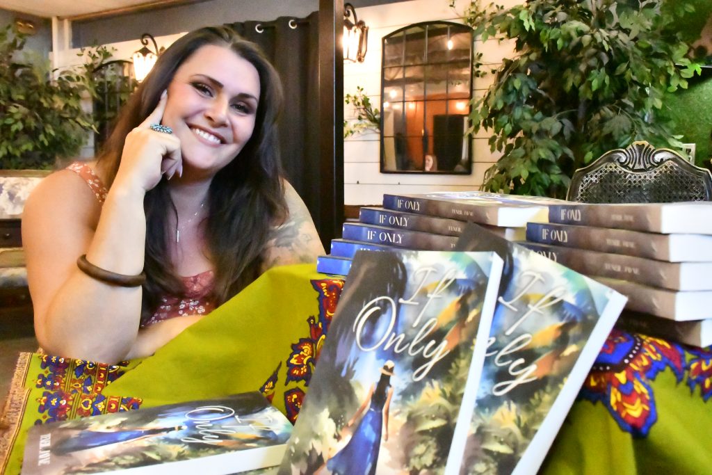 Missionary Teneil Jayne shares hope, love, life experiences with book ...