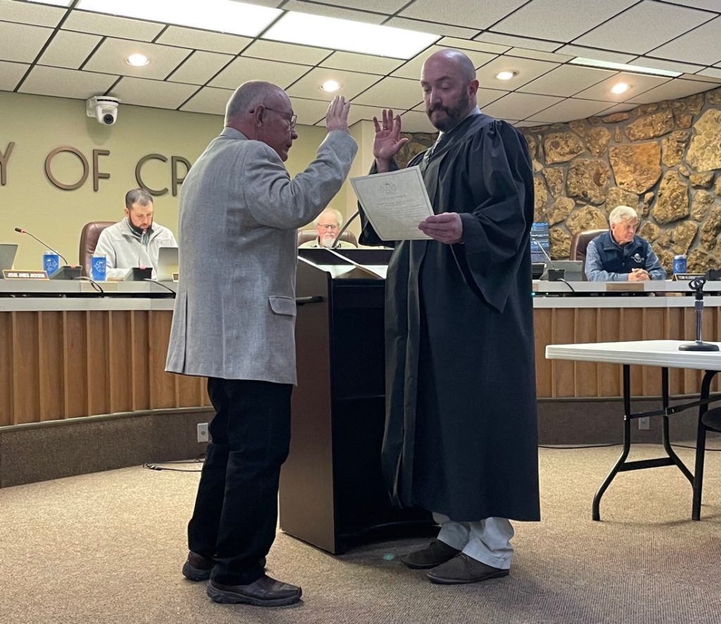 Changing of the guard for mayor, council | CraigDailyPress.com