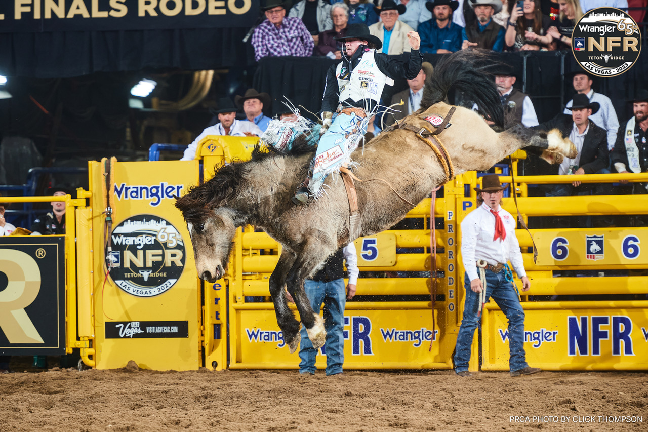 Hayden’s Hayes rides back to world No. 1 after first round of National ...