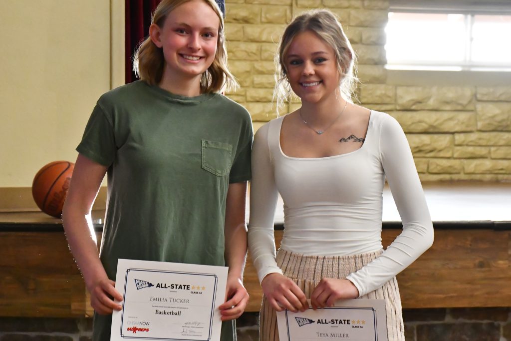 Moffat County girls hoops takes slew of awards | CraigDailyPress.com