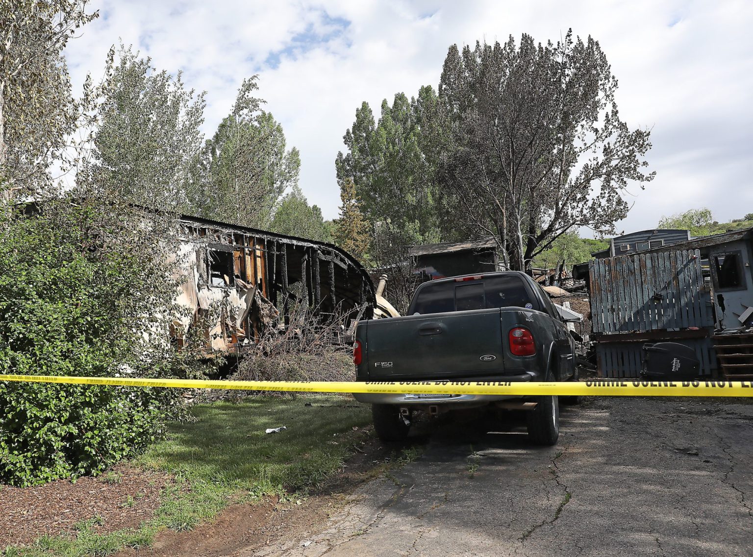 Officials begin investigation into Steamboat plane crash that killed ...