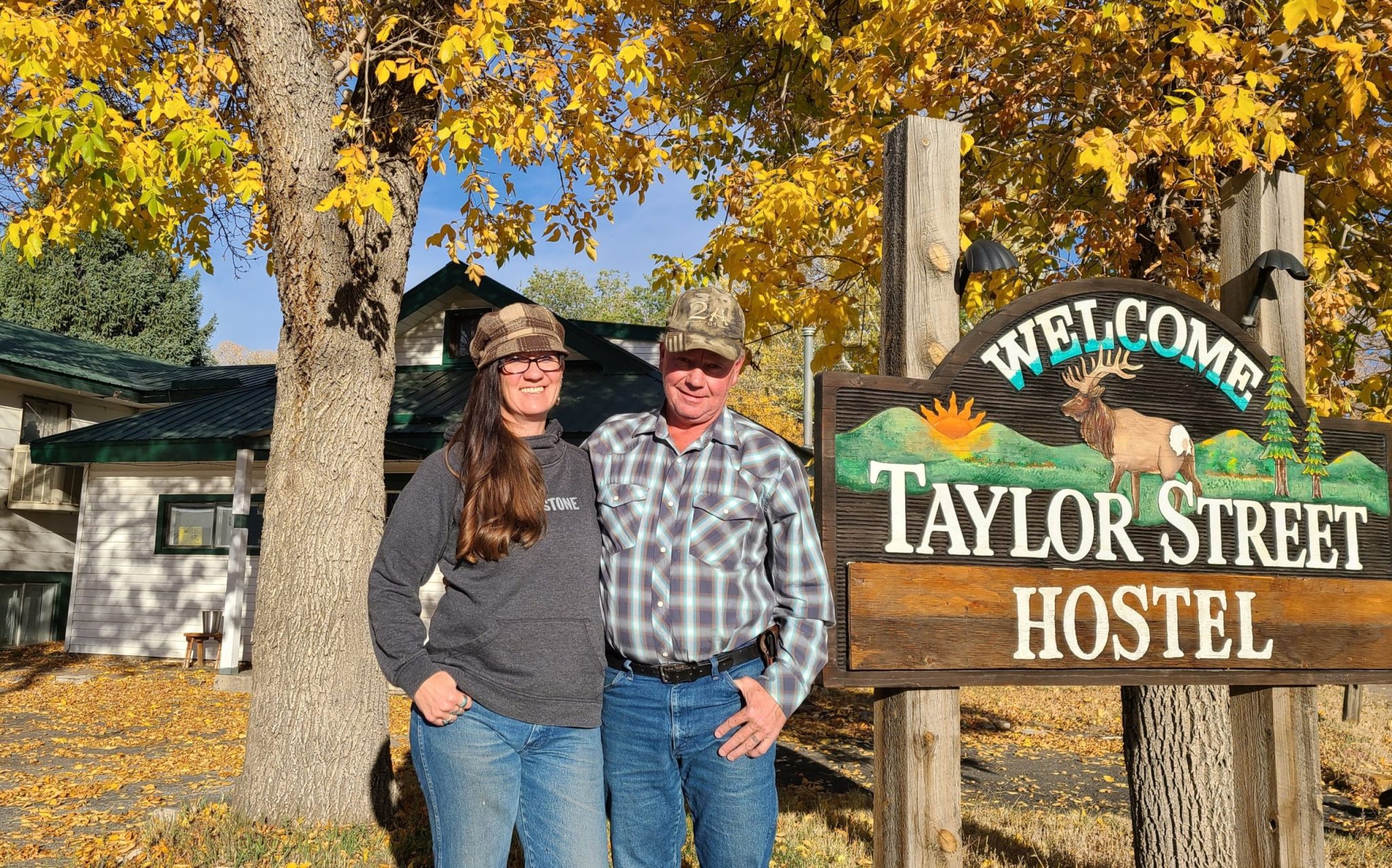 Craig couple opens nine-bedroom Taylor Street Hostel | CraigDailyPress.com