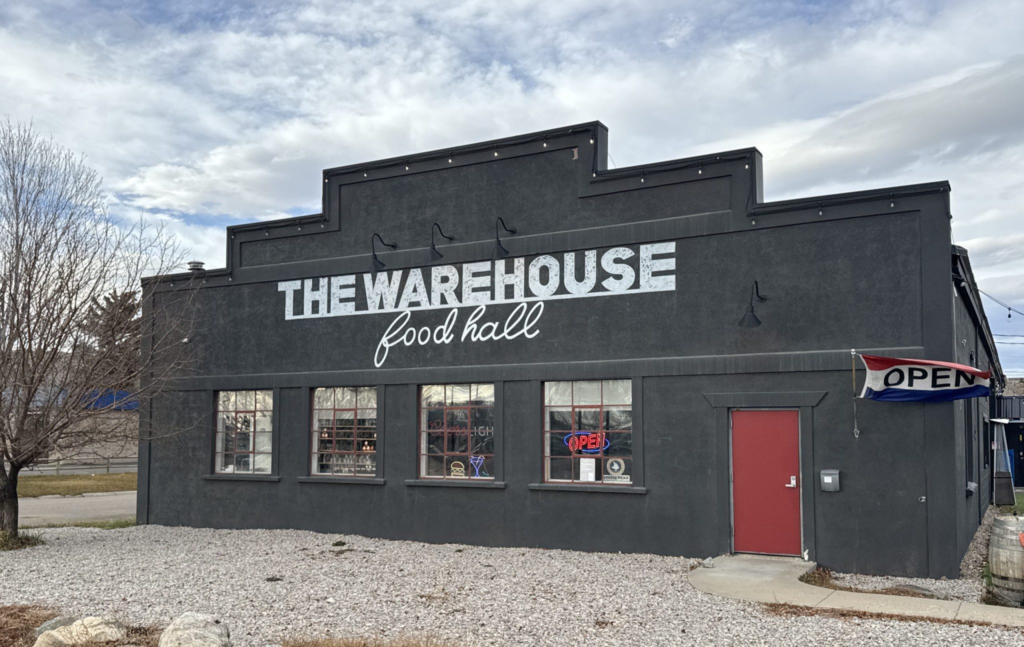 A ‘jolt’ to the community: The Warehouse Food Hall closes, leaves ...