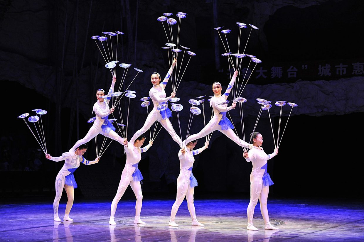 New Chinese Acrobats tumble into Park City | ParkRecord.com