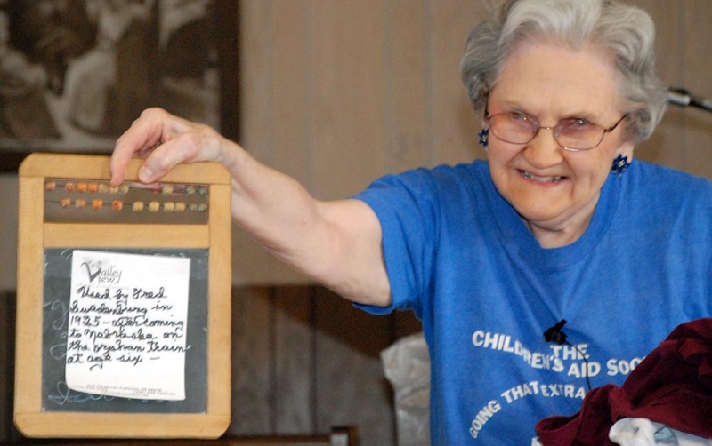 Families of Orphan Train riders keep history alive | TheFencePost.com