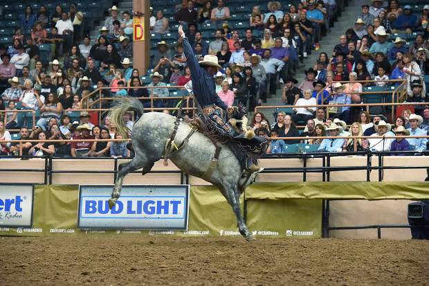 Elite Rodeo Association’s instant replay writes history | TheFencePost.com