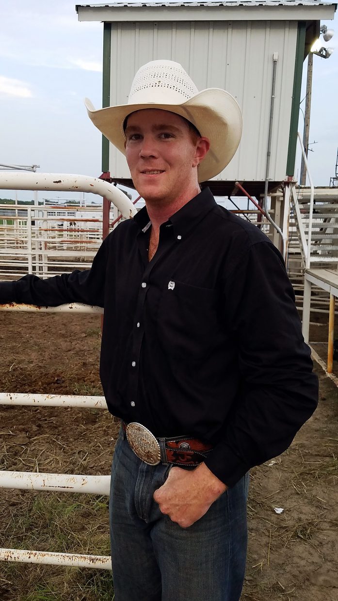 Hastings rodew wraps up: Minn. bareback rider one step closer to ...