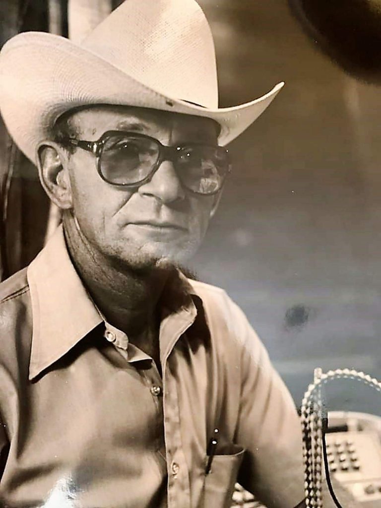 The Fence Post obituary: Gene Lenhart | TheFencePost.com