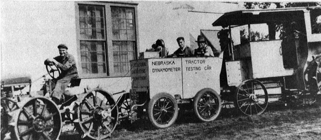 Tractor Test Labturns 100 | TheFencePost.com