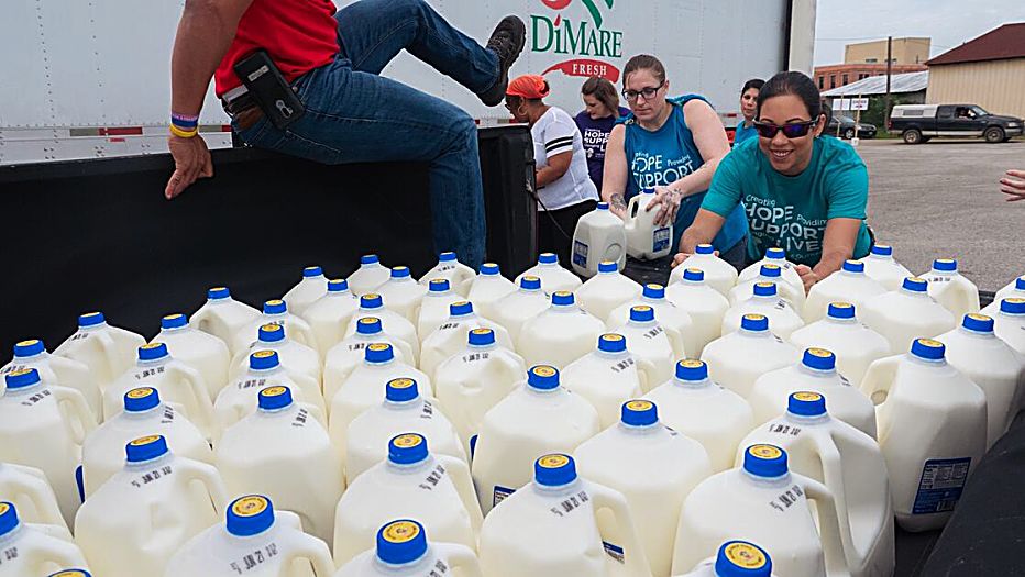 Dairy MAX and trucking companies partner to deliver milk to local food ...
