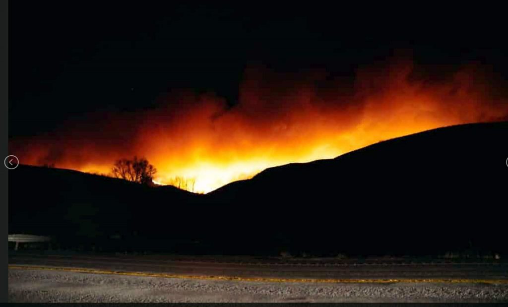 East Troublesome Fire over 170,000 acres, merge with Cameron Peak a ...