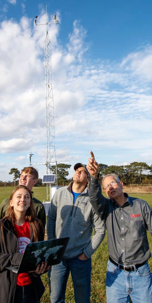 An eye on the weather | TheFencePost.com