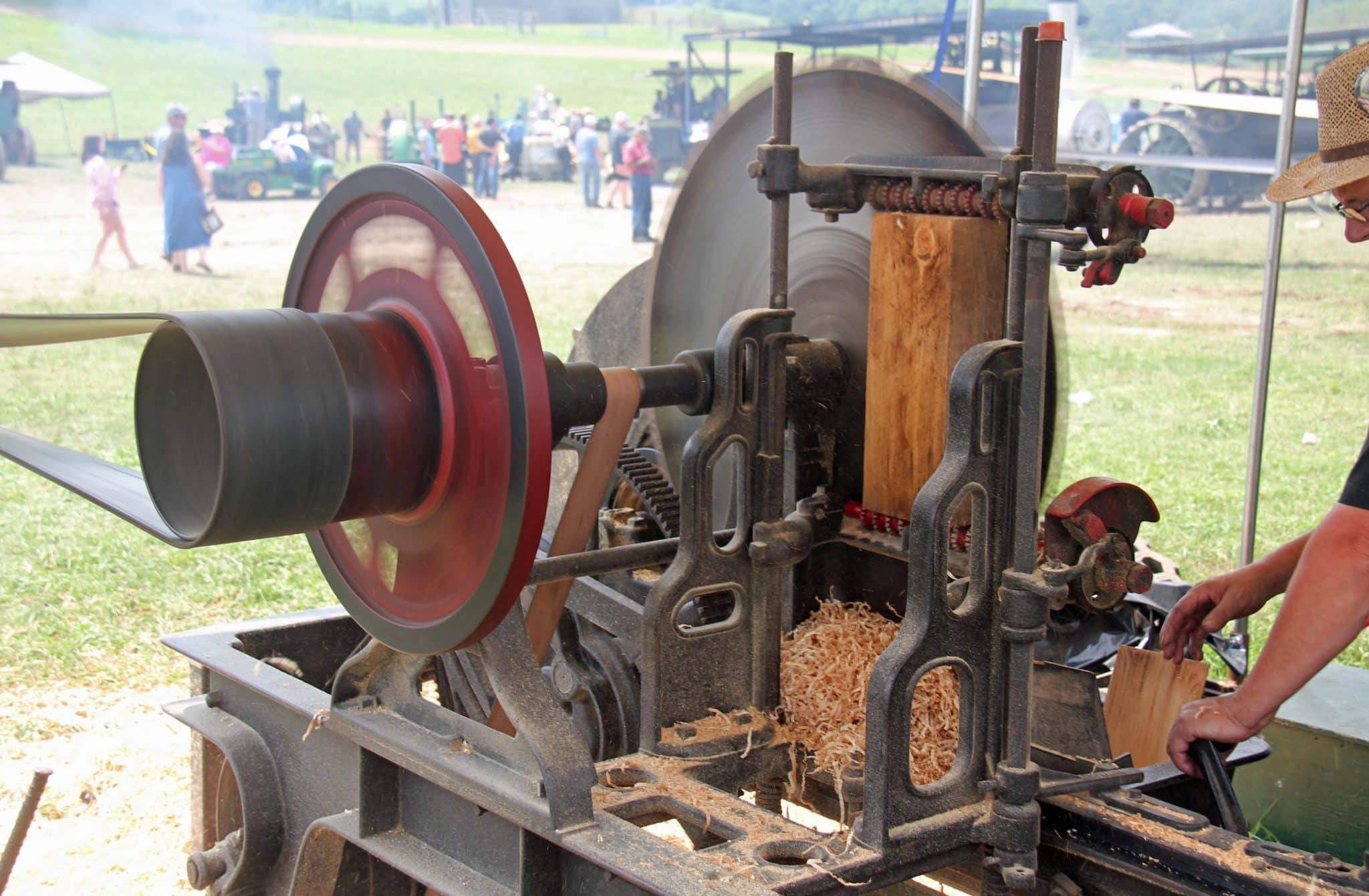 Vintage shingle sawmill powered by a Case steam engine | TheFencePost.com