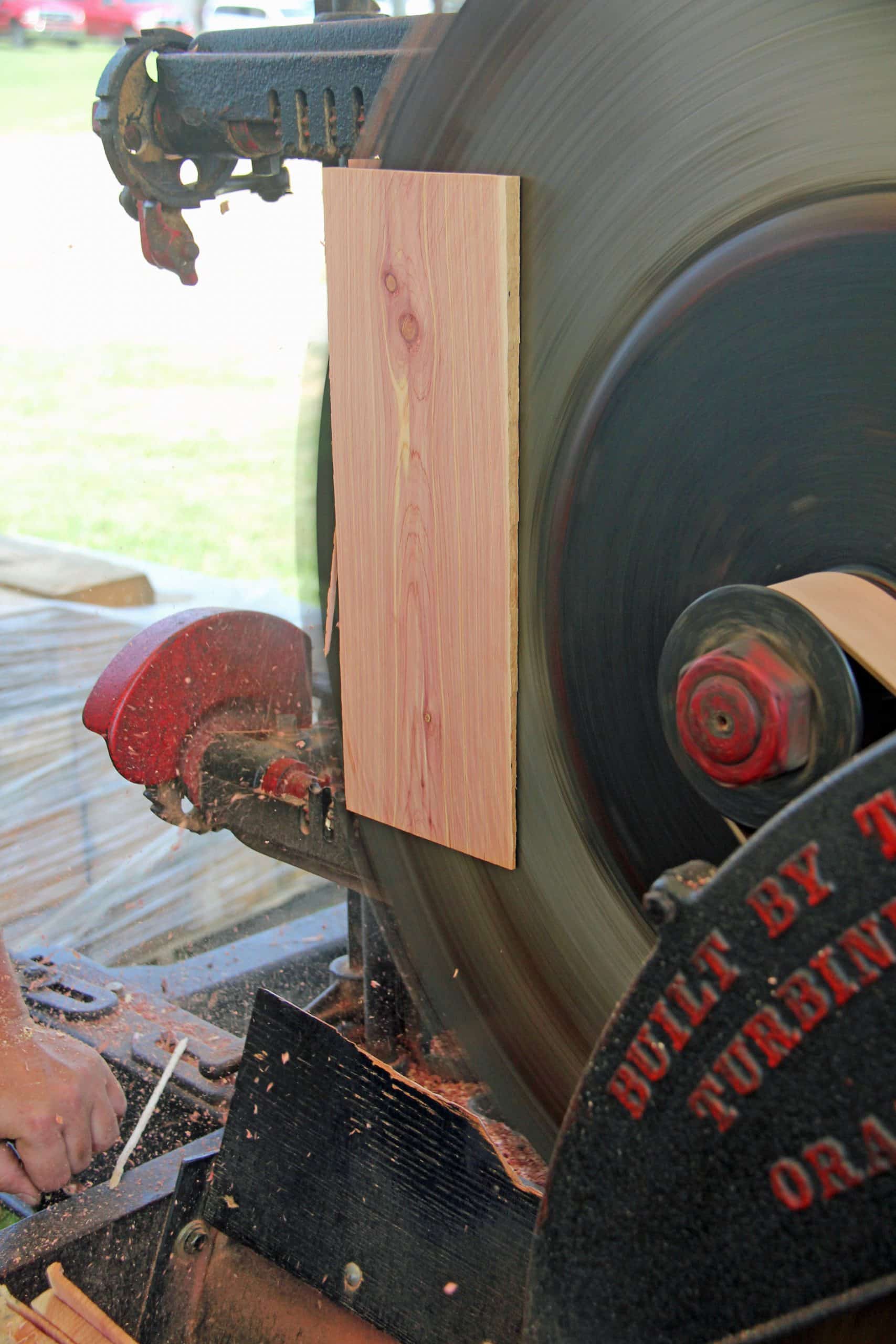 Vintage shingle sawmill powered by a Case steam engine | TheFencePost.com