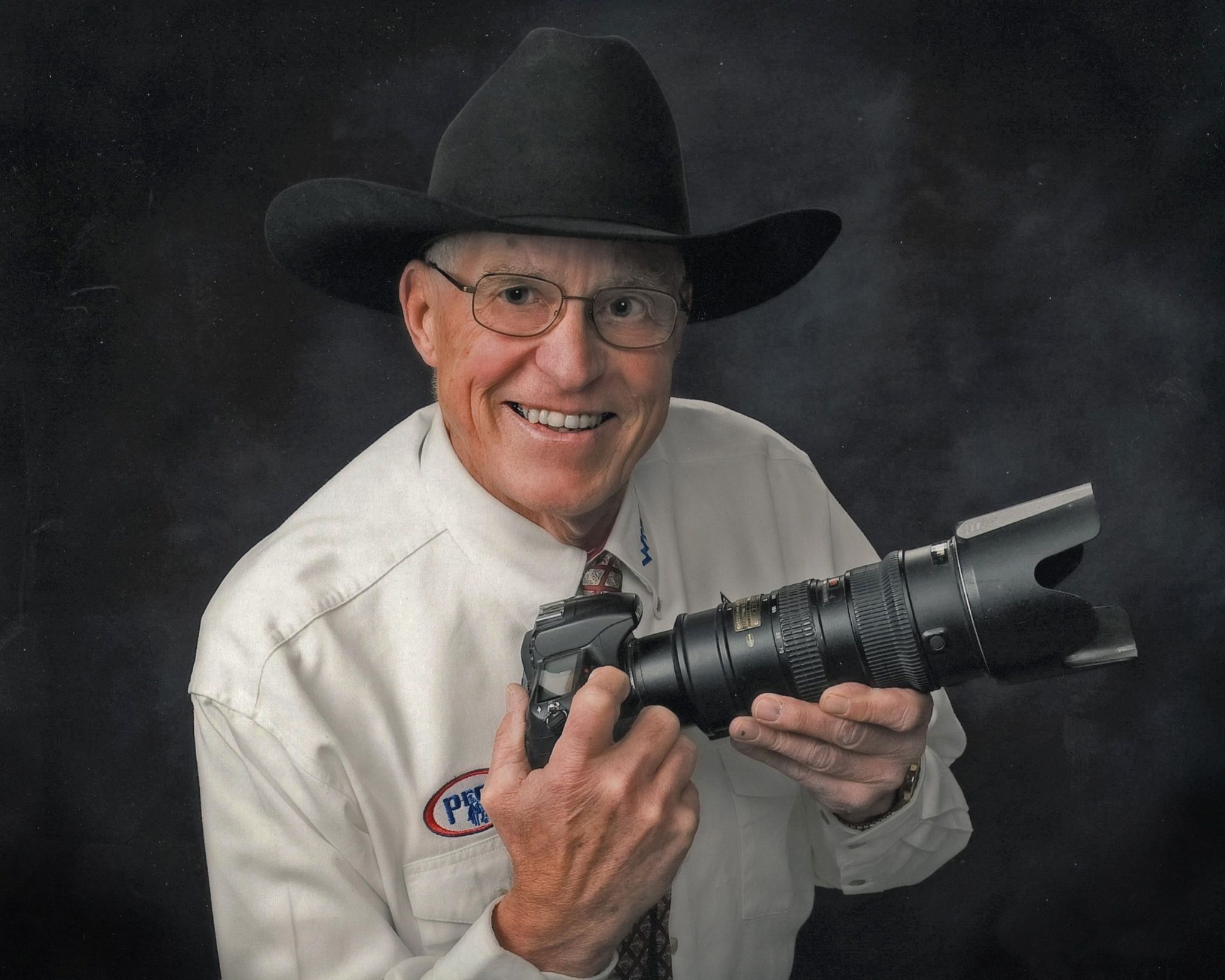 The flash has gone out: Longtime legendary rodeo photographer passes ...