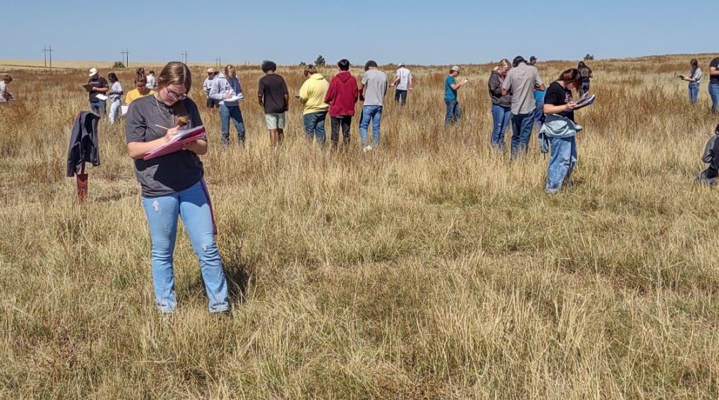Southeast Colorado agriculture students compete in FFA range judging ...