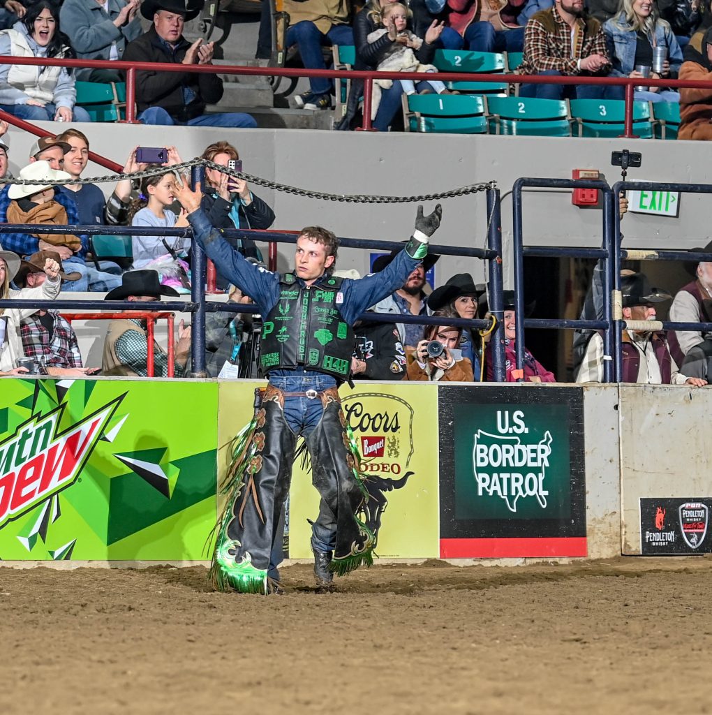 90-point rides electrify bull riding fans at NWSS Show | TheFencePost.com