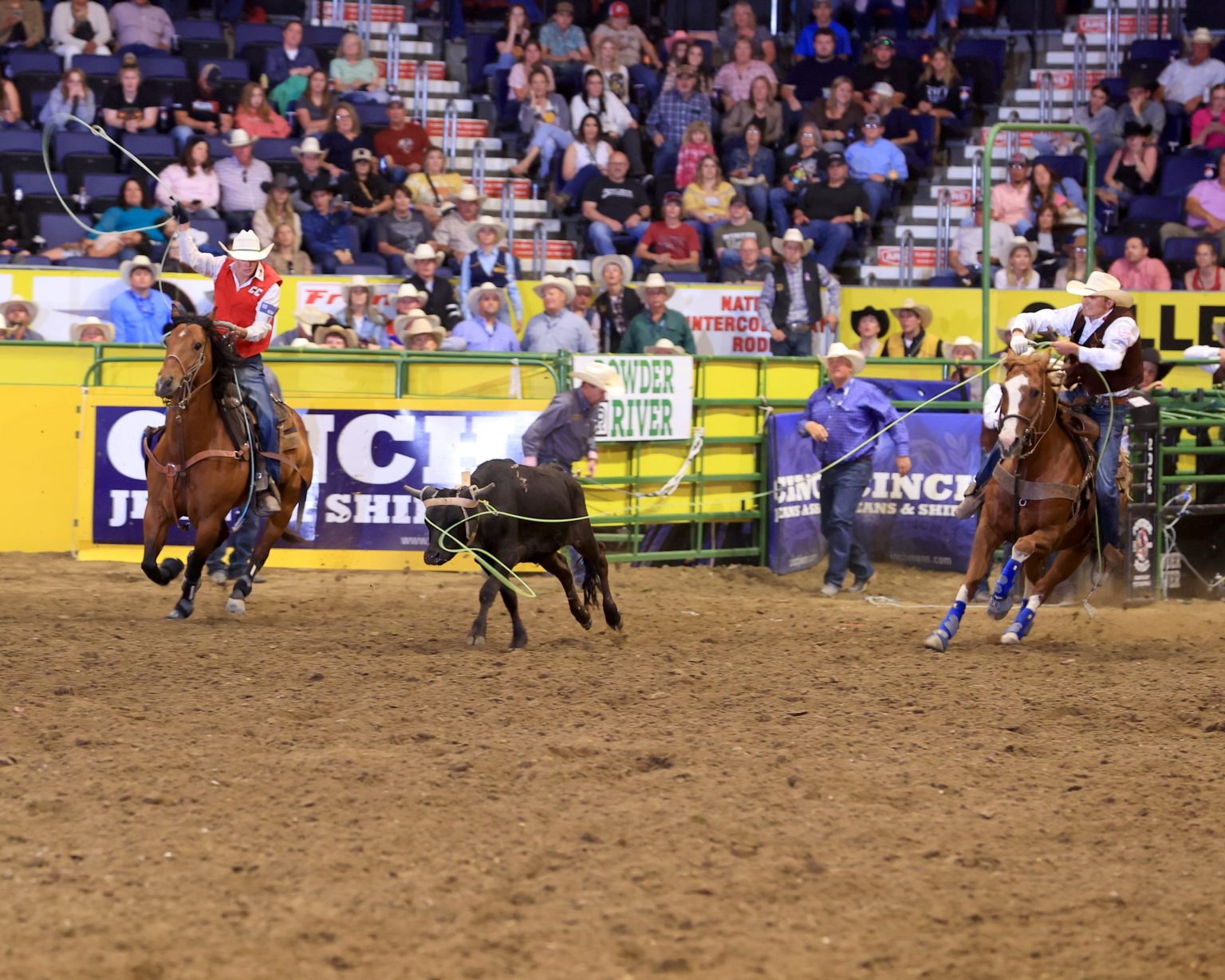 Richards sets pace, eyes championships at CNFR | TheFencePost.com