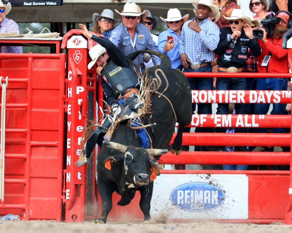 Reigning World Champs dominate CFD Quarterfinals 3 | TheFencePost.com