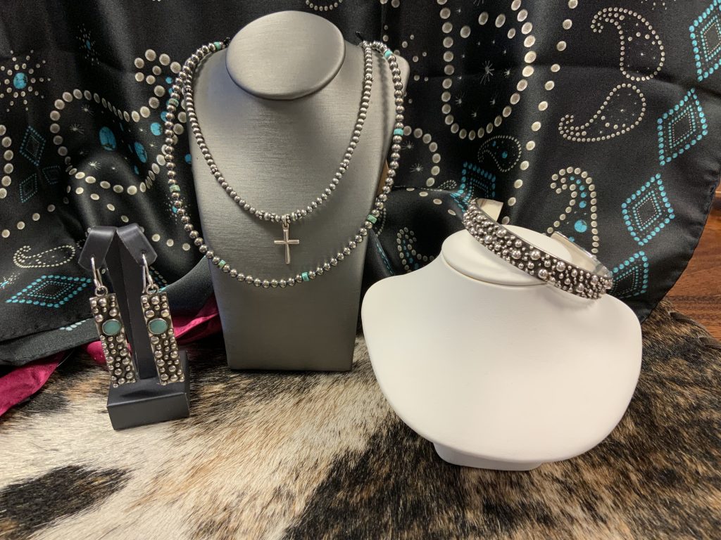 Country Christmas 2024 | Karyn’s Western Decor & Fashion | TheFencePost.com