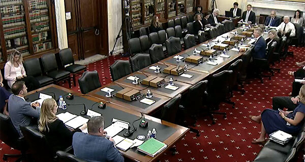 Senate Ag holds hearing on US Grain Standards Act | TheFencePost.com
