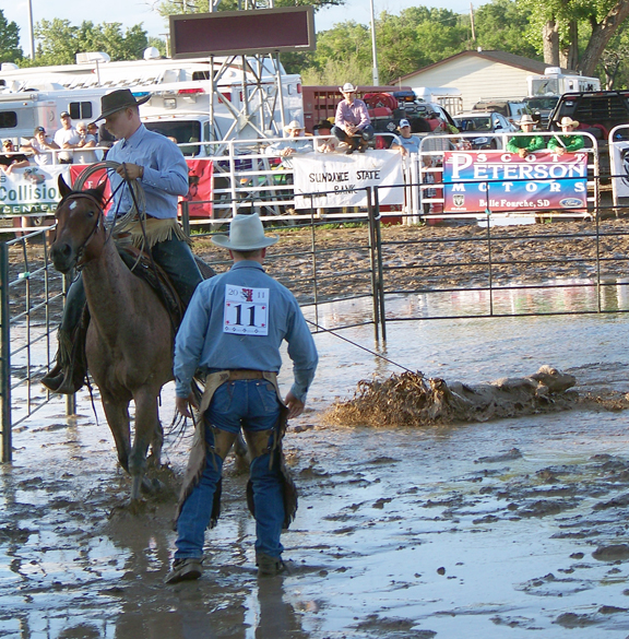 A wet Ranch Rodeo at the Black Hills Roundup | TSLN.com