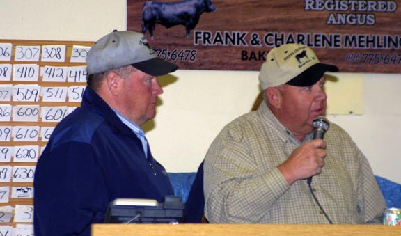 White Angus Ranch & Lee Angus Ranch Joint Bull Sale | TSLN.com