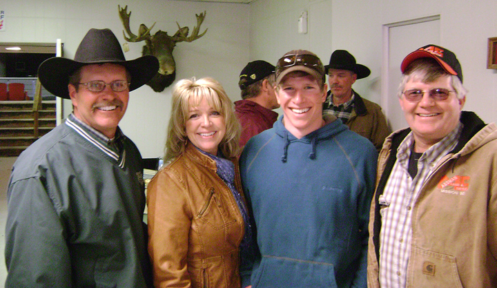 Slovek Ranch Angus & Angus Plus Genetics Annual Bull Sale | TSLN.com