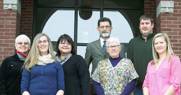 Parents salute six NCTA faculty | TSLN.com