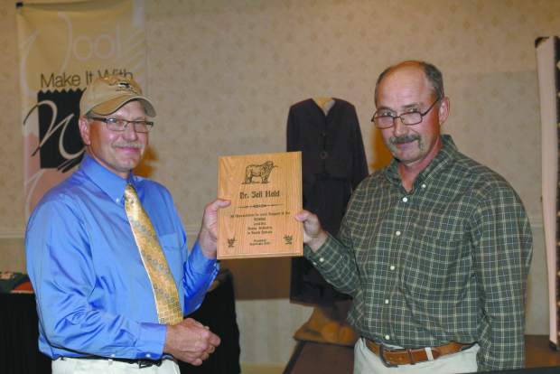 Jeff Held honored with SDSGA Shepherd’s Award | TSLN.com