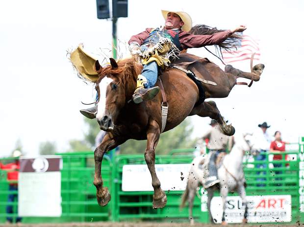 Rodeo athletes announce Fox Sports deal | TSLN.com