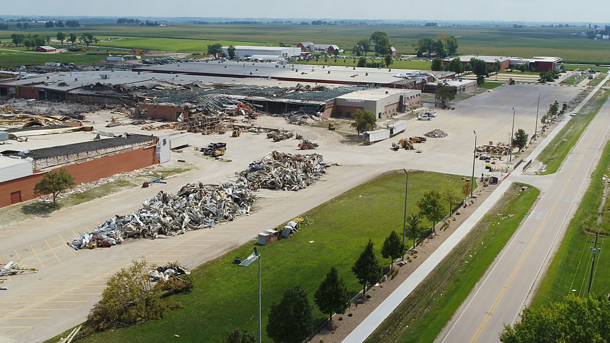 Vermeer Corporation ravaged by a tornado | TSLN.com