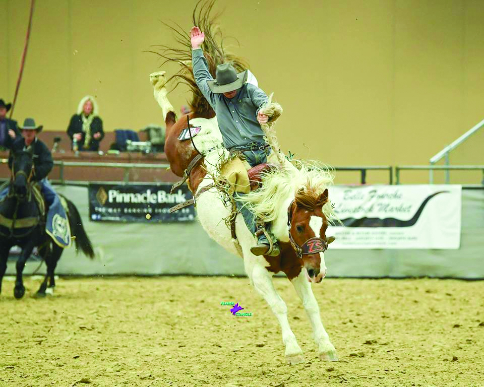 Shorty Garrett nabs bronc riding title | TSLN.com