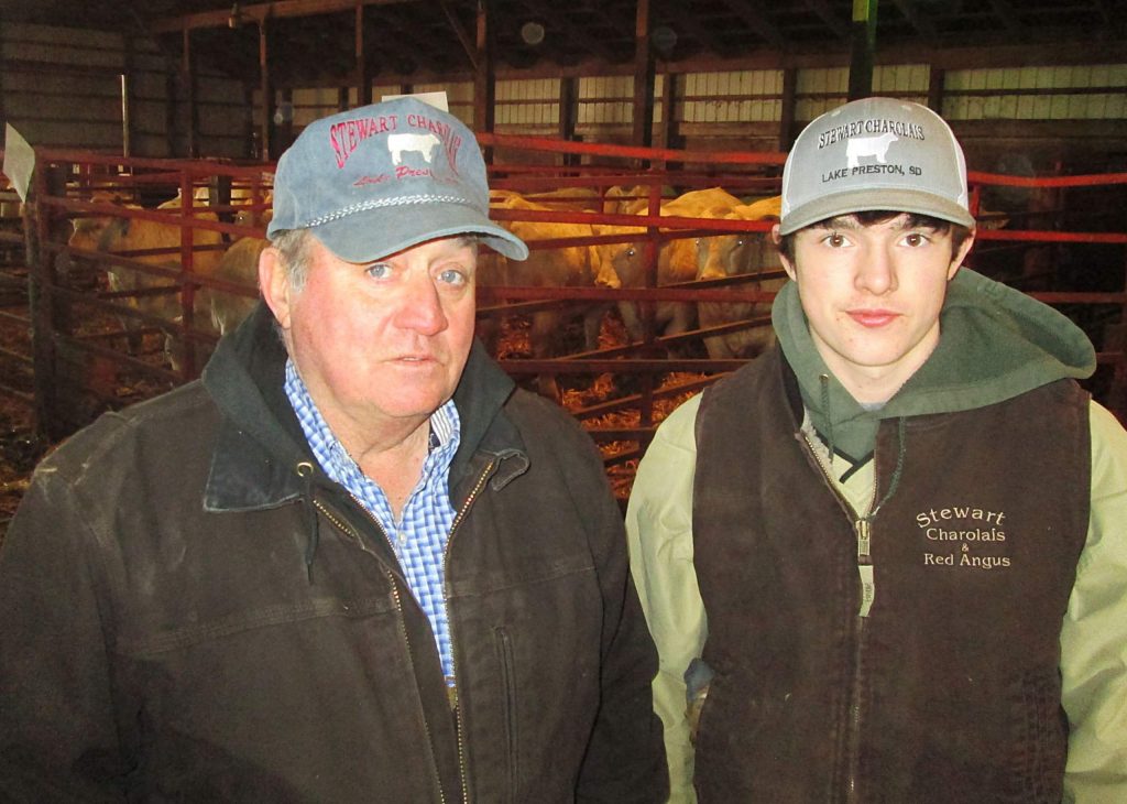 Stewart Charolais & Red Angus 13th Annual Bull Sale | TSLN.com